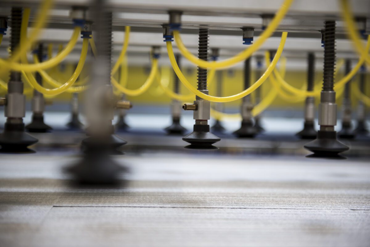 Jade-Pack - manufacturer of sustainable packaging material / cardboard